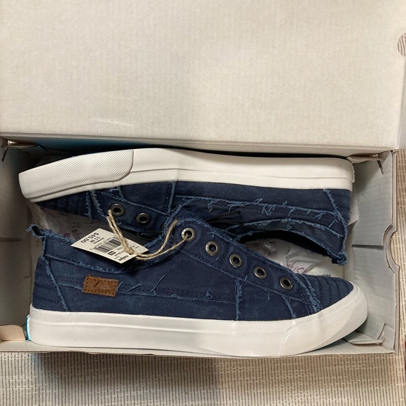 Blowfish | Shoes | Last Pair Beautiful Blue Blowfish Shoes Nwt | Poshmark